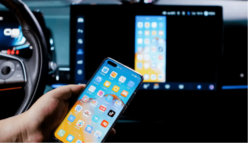 北汽魔方VS特斯拉ModleY，看魔方如何以小“搏大”!_搜狐汽车_搜狐网