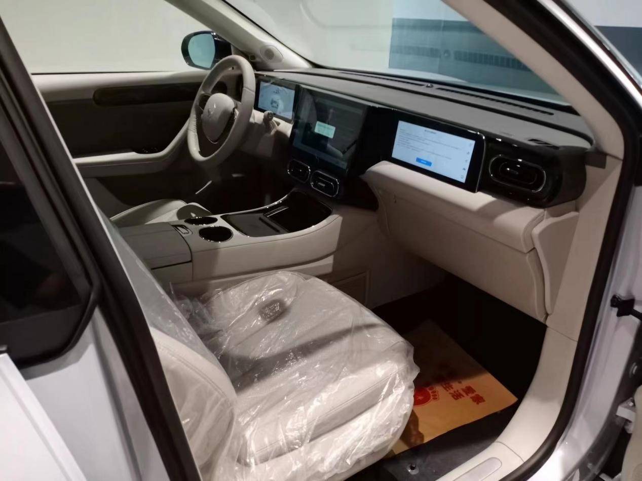 零跑C11增程对比理想L7，这体验是我没有想到的！_搜狐汽车_搜狐网