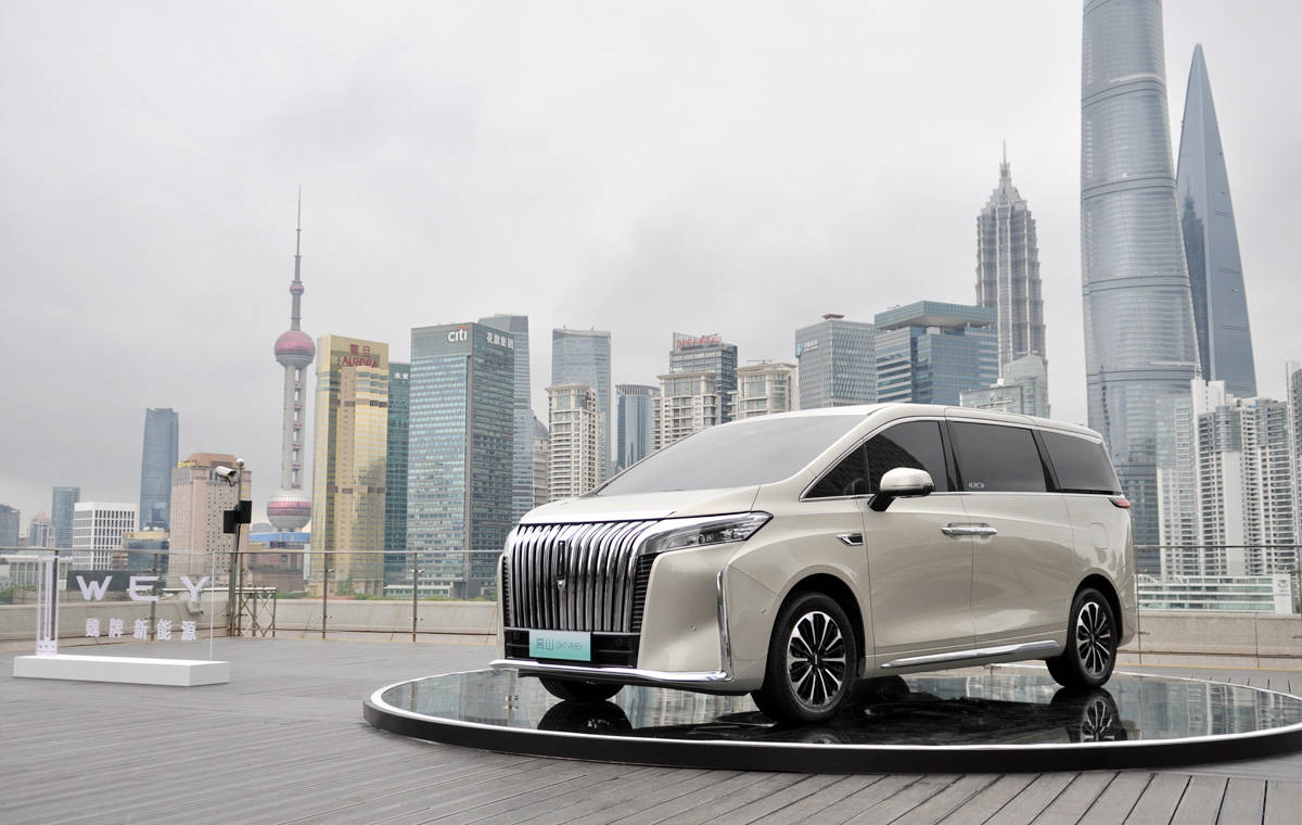 魏牌首款MPV初露锋芒 静态体验高山DHT-PHEV_搜狐汽车_搜狐网