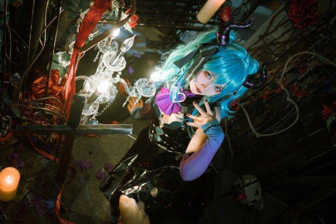 cos：miku小恶魔Cosplay正片9P-物部弥生-搜狐大视野-搜狐新闻