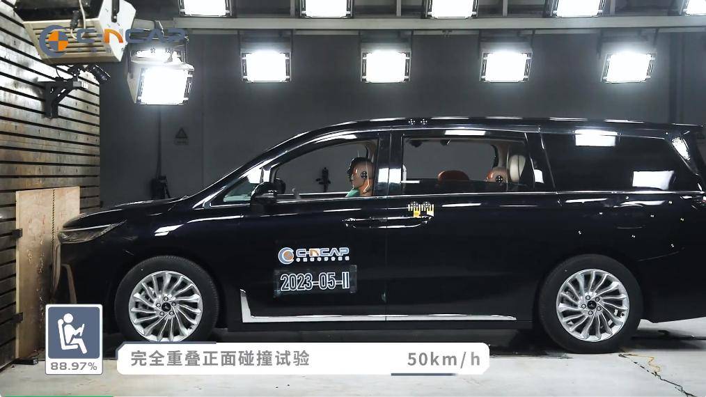 中国新能源MPV首家！岚图梦想家荣膺C-NCAP五星安全认证_搜狐汽车_搜狐网