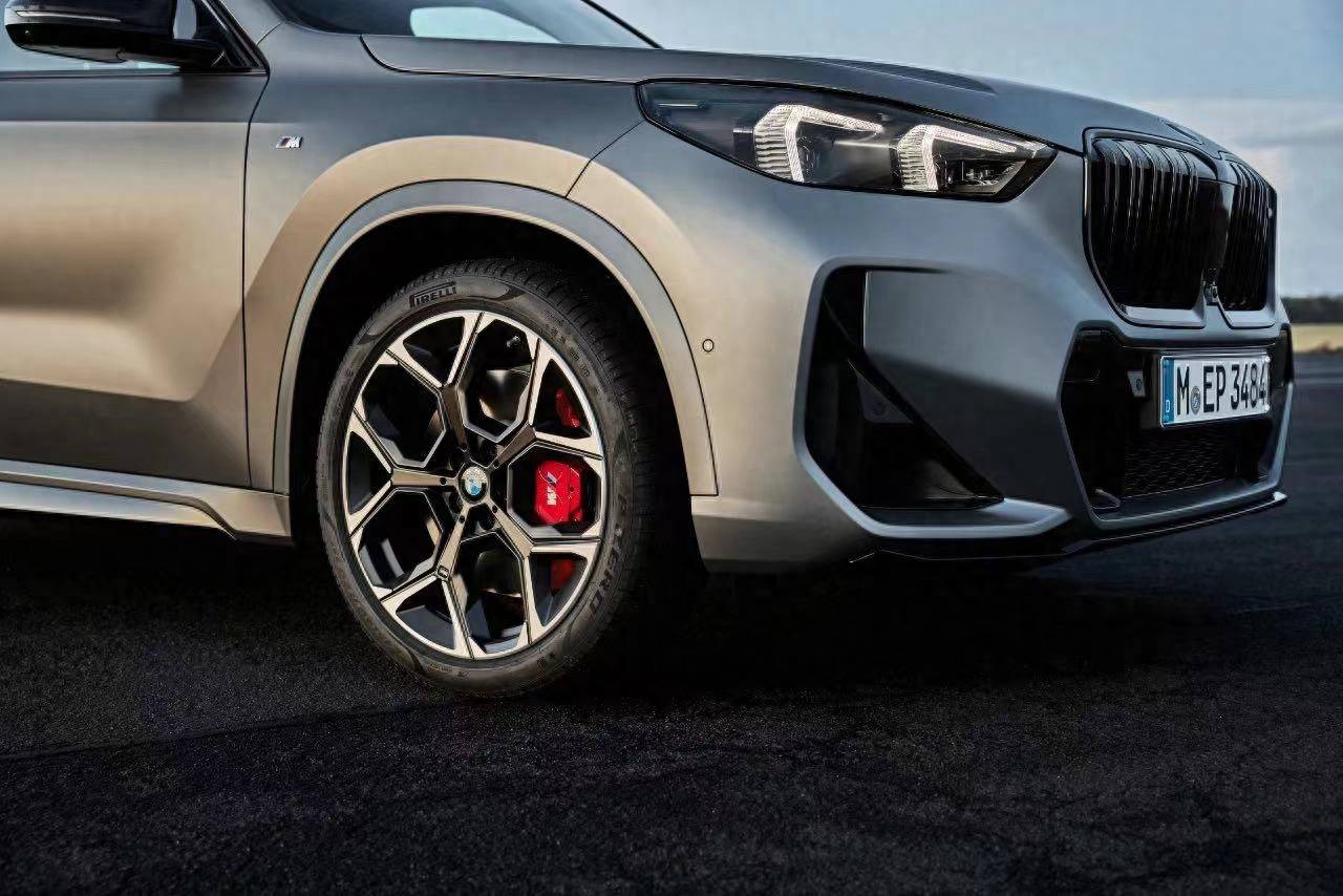 售40万以上能接受吗？全新宝马X1 M35Li预计明年9月国产，2.0T动力_搜狐汽车_搜狐网