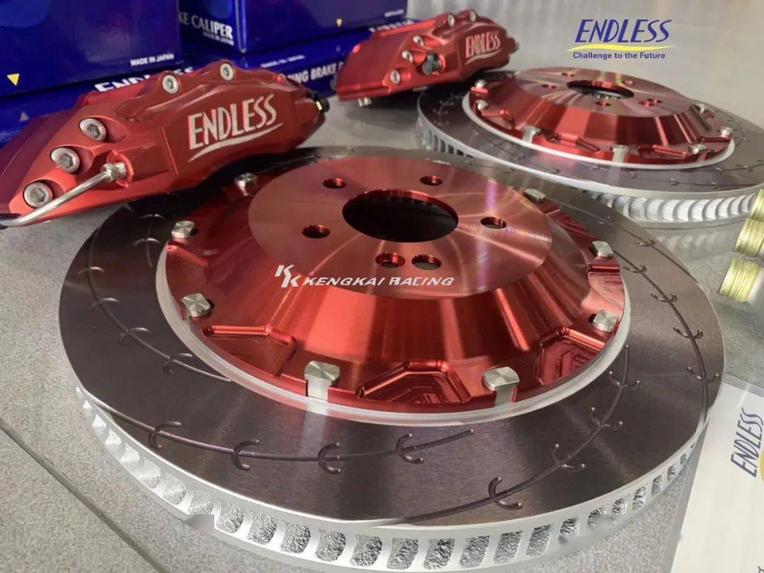 【潮案例】奔驰C43 AMG升级ENDLESS刹车_搜狐汽车_搜狐网