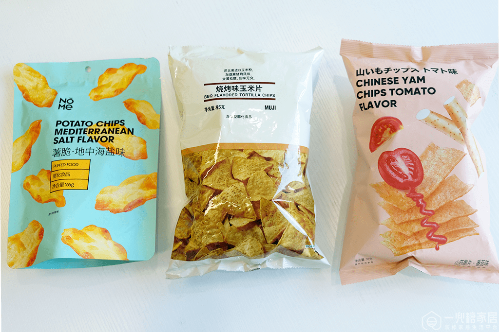 在 MUJI、MINISO、NOME 买零食都是智商税？我们花了 200 块给你找答案！_饼干