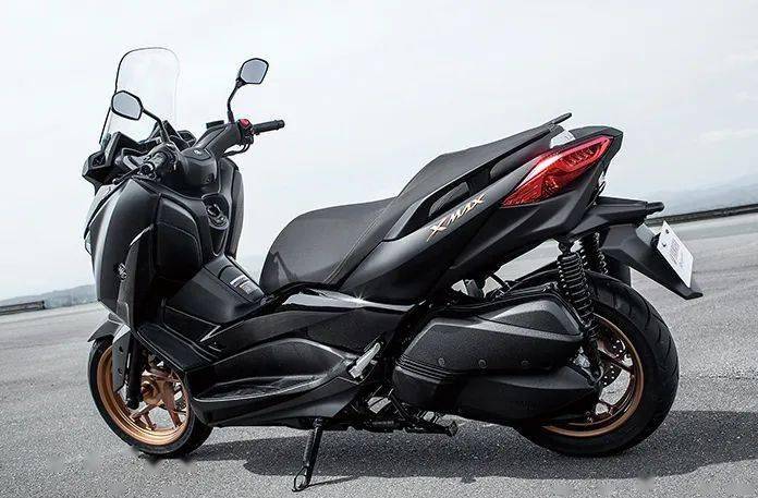 日本雅马哈发布2021款XMAX 250_搜狐汽车_搜狐网