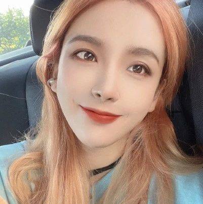 LPL解说Rita晒绝美照！邀人一起看夕阳！被余霜无情拒绝！_照片