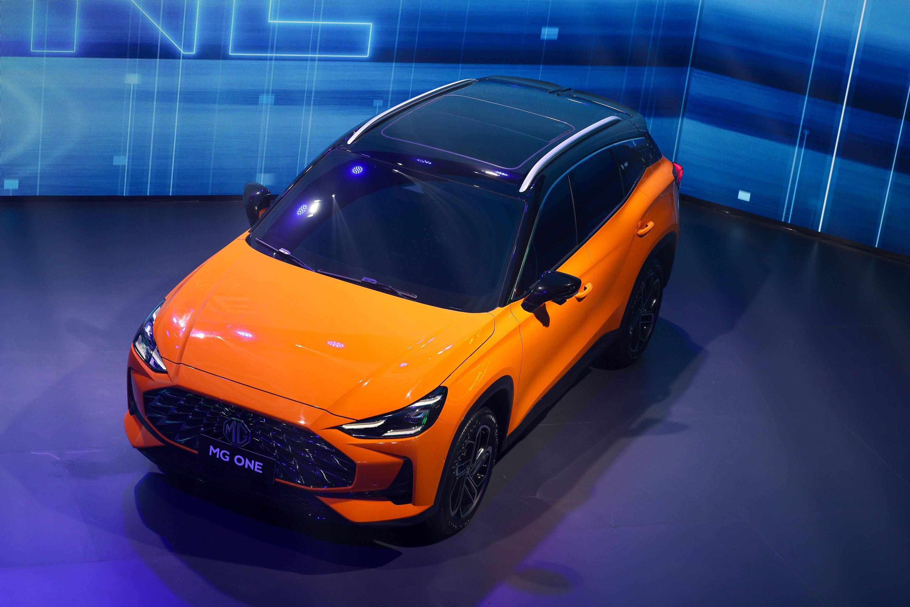 “一体两面”设计 MG ONE将于10月29日开启预售_搜狐汽车_搜狐网
