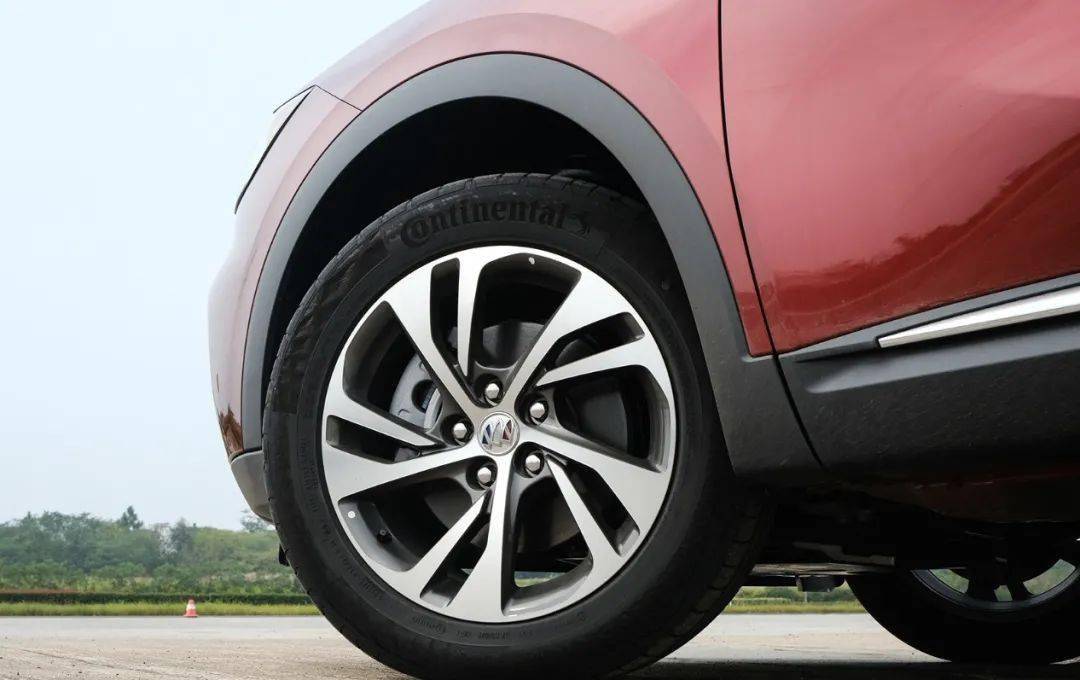 全新1.5T+9AT，210马力同级最猛，操控有意外惊喜，开过才知道！_搜狐汽车_搜狐网