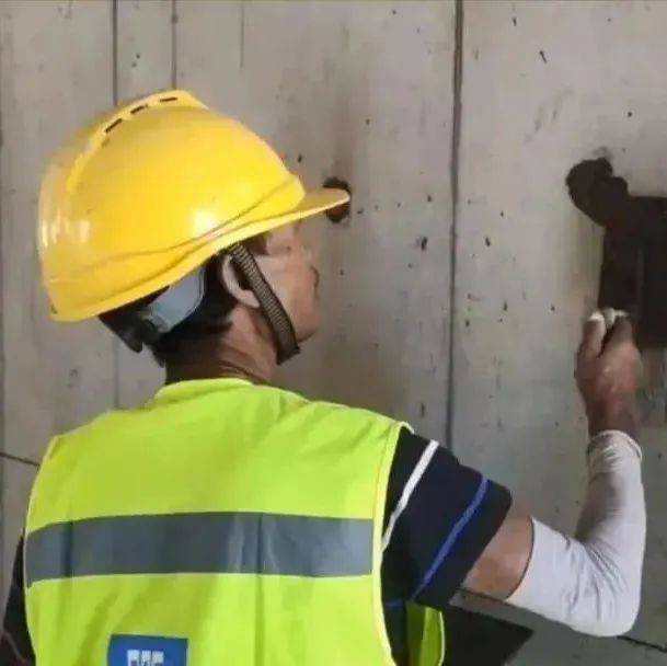 员工不系安全带，不戴安全帽？给他看看这个！一组图胜过十场培训_作业