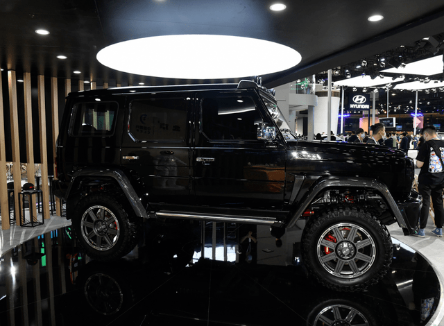 车高2.2米，身材比坦克500魁梧！6缸北汽BJ80放大招了_搜狐汽车_搜狐网