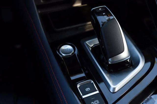 百公里油耗6.6L，动力比宝马X1强，全新AX7马赫版开起来怎么样？_搜狐汽车_搜狐网