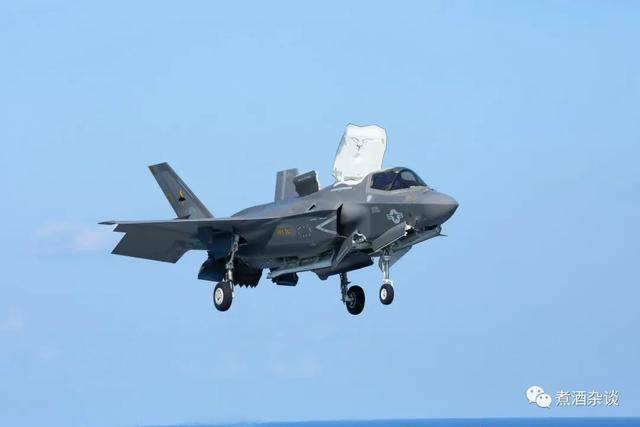 大量现场照片曝光！日本航母首次起降F35B神秘画面_加贺_冗余度_隐身战斗机