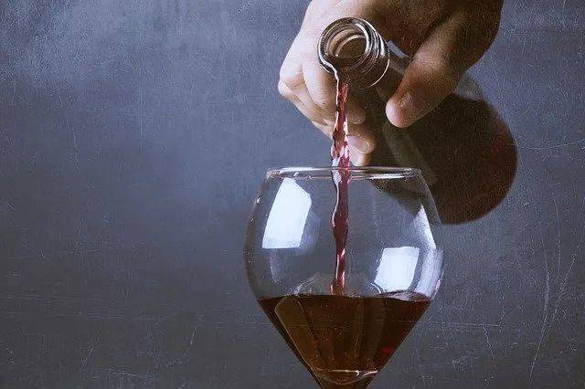 敬从前一杯酒,愿余生更幸福!往事经历人生