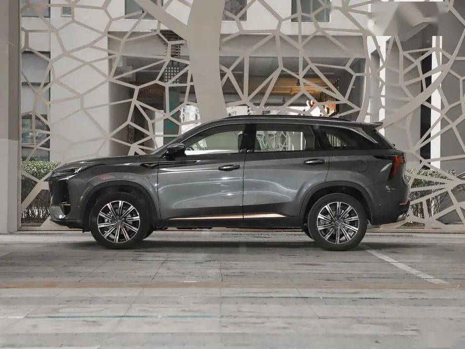 全系标配8AT变速箱，第二代长安CS75PLUS售12.49万起_搜狐汽车_搜狐网