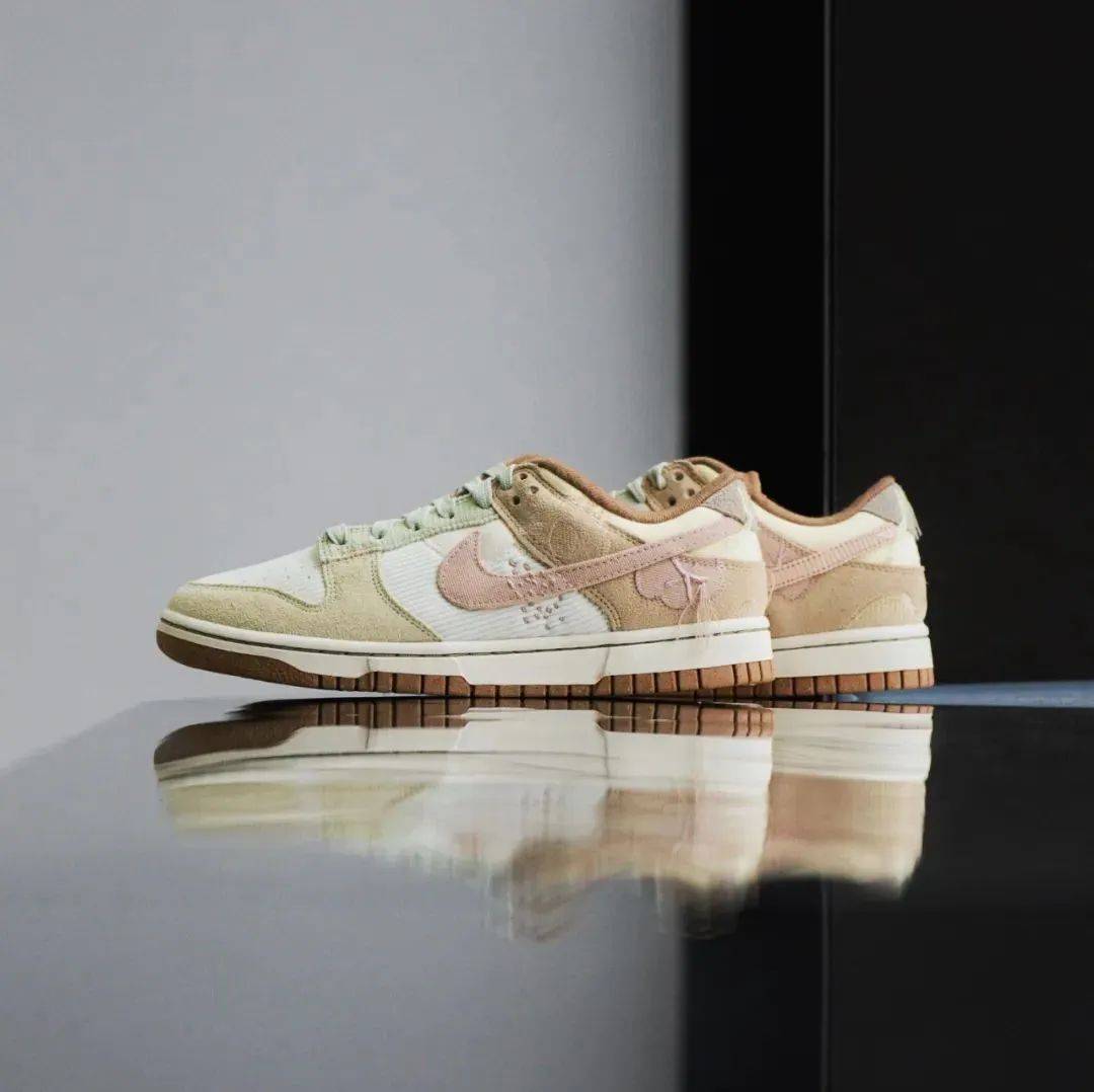 SOAR｜WMNS NIKE DUNK LOW “BRIGHT SIDE” 中签短信已发送_活动_已登记_顾客