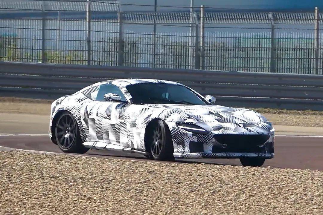 接替 812 超级快！法拉利新一代 V12 GT 原型赛道测试_搜狐汽车_搜狐网