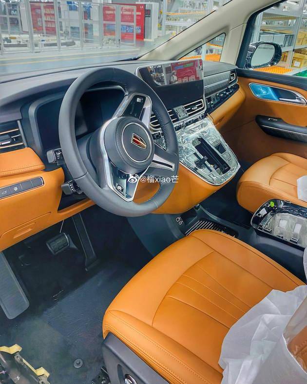 一汽首款插混MPV 红旗HM9 PHEV谍照曝光_搜狐汽车_搜狐网