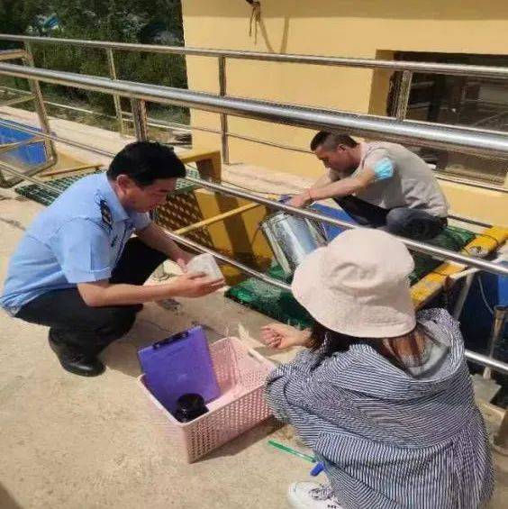 局内动态 举一反三 强化监管海东市生态环境综合行政执法支队开展污染源自动监测设备专项执法检查在线污水处理厂运营 