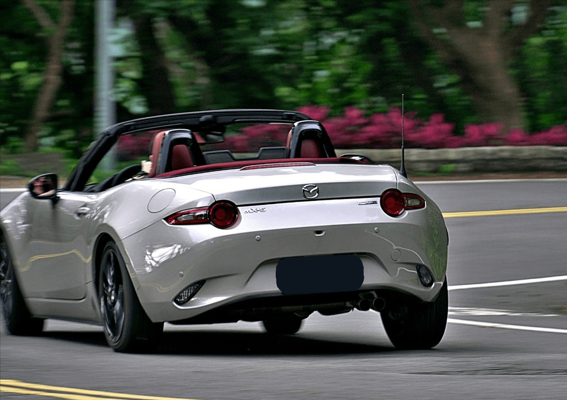 人马合一的驾驭乐趣，2023款马自达MX-5 MT Red Top手动版抢先试驾_搜狐汽车_搜狐网