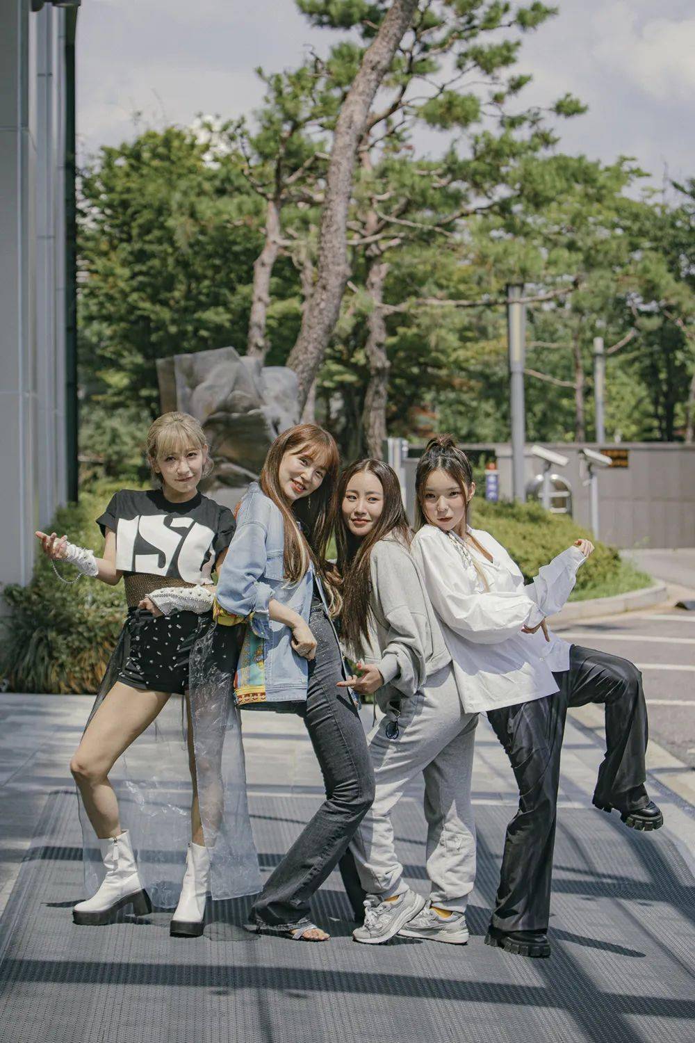 这位39岁的女神时隔23年再次出道, 这次真是唤醒了无数人的回忆_尹恩惠_Wannabe_照片