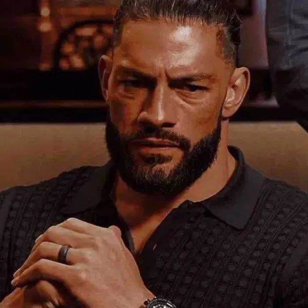 罗曼在RAW上没有按计划行事是因为他不想和同胞明星合作？_Roman_Reigns_Theory