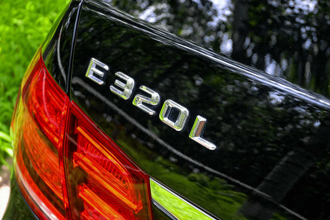【路试笔记】3.8万公里的二手奔驰E320L，双涡轮V6还带四驱_搜狐汽车_搜狐网