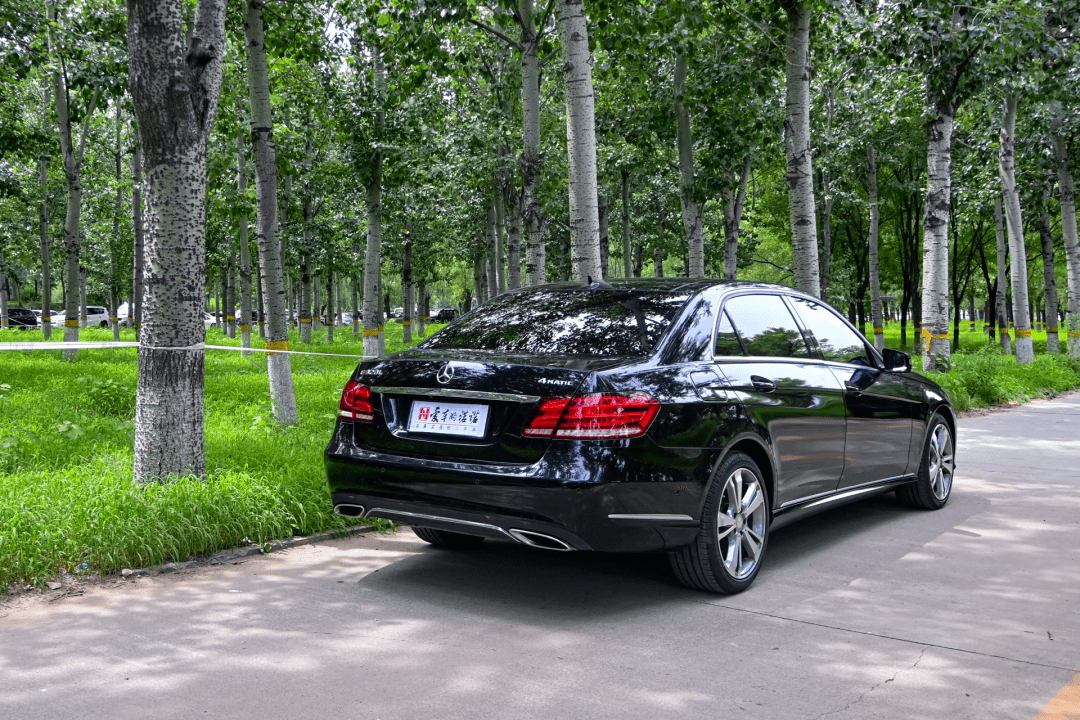【路试笔记】3.8万公里的二手奔驰E320L，双涡轮V6还带四驱_搜狐汽车_搜狐网