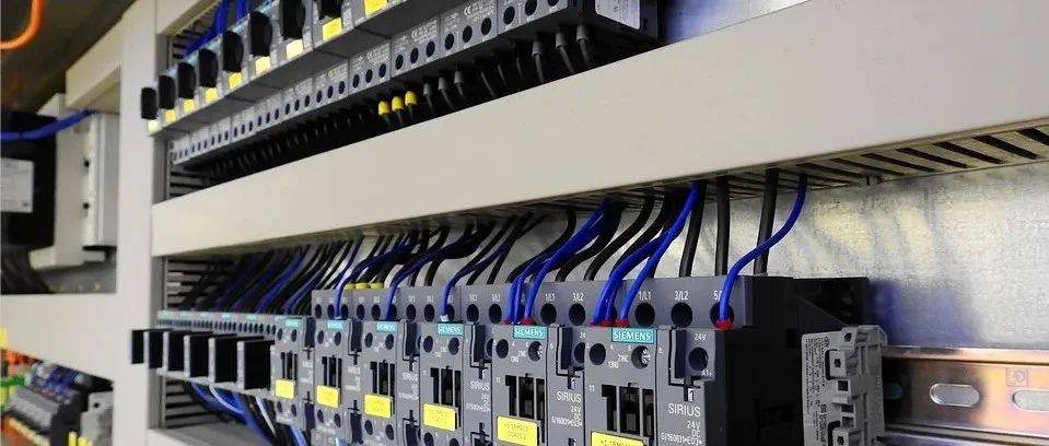 S7-1200 PLC FC块使用方法（带参数）_变量_启保_程序