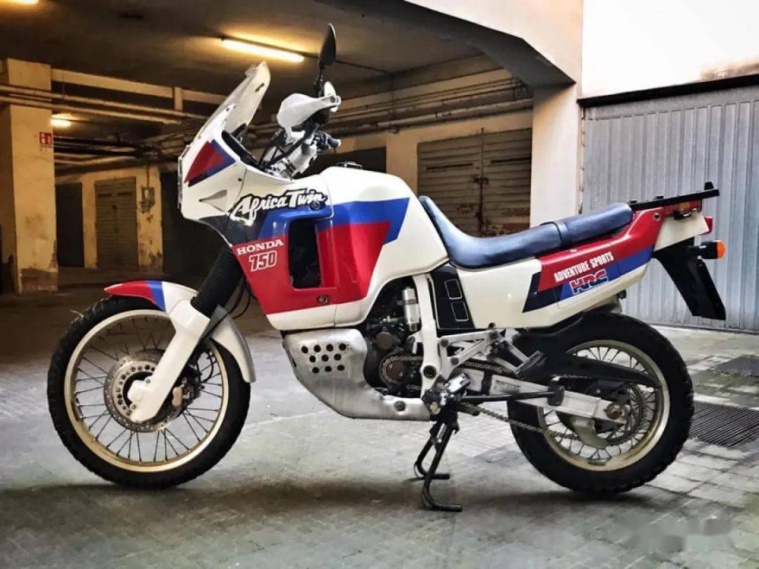 本田非双Africa Twin车型之XRV 750 Africa Twin | 酷乐机车_搜狐汽车_搜狐网
