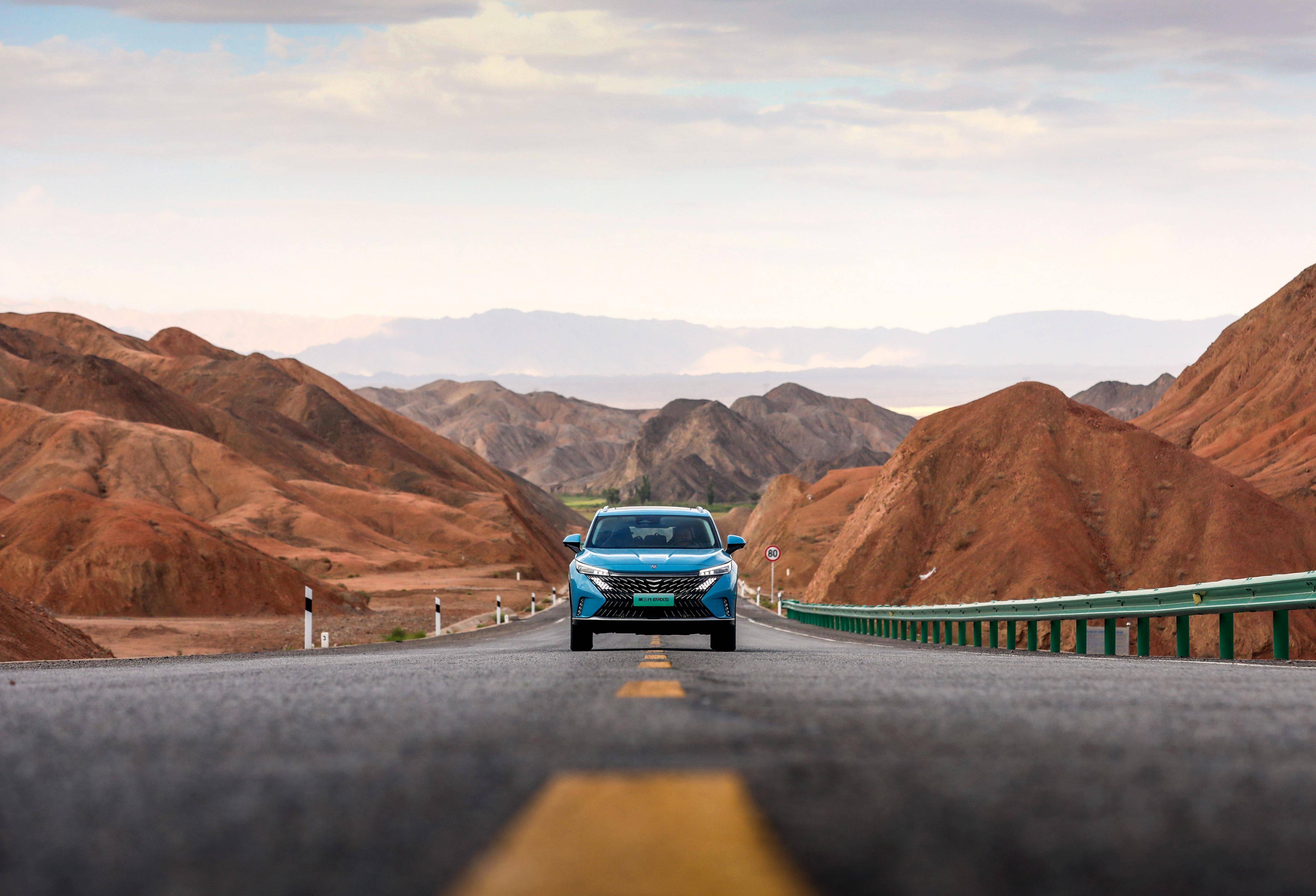 彰显省油王气质，第三代超混eRX5实测续航1483公里_搜狐汽车_搜狐网