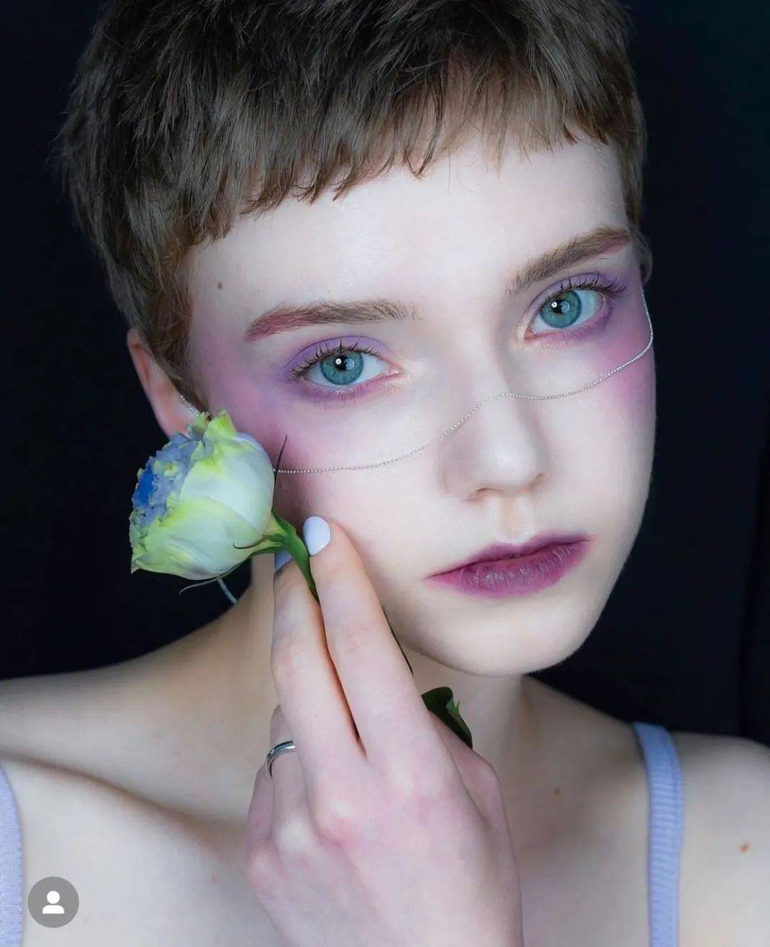 失踪6个月后终于露面，揭开“人间精灵”背后的内幕！_Rike_Chloe_公司