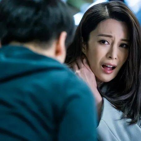 32岁TVB女星《白色2》演技获好评！入行10年男星演活阴森杀人狂_谭永浩_叶晴_Patrick