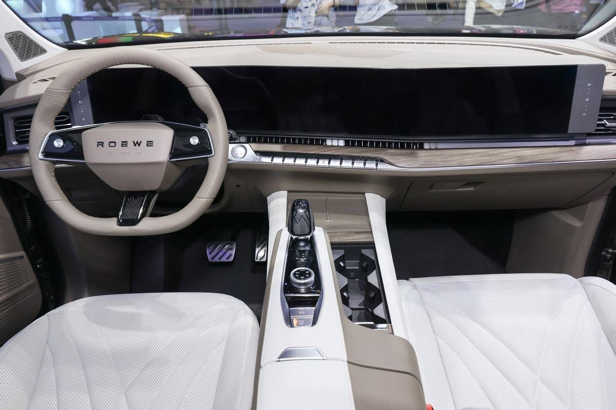 【成都车展】RX9首次实车亮相，空间媲美MPV，9月正式上市_搜狐汽车_搜狐网