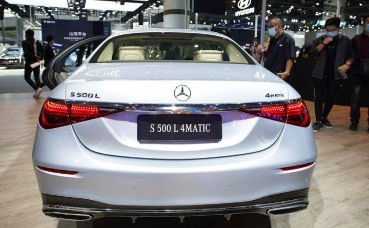 旗舰机行政轿车对决：新款奥迪A8L对比奔驰S级_搜狐汽车_搜狐网