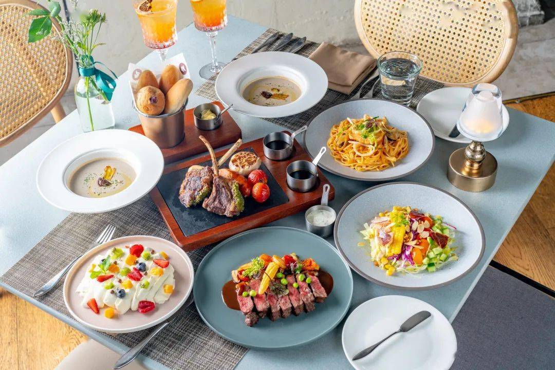 【ROOF 325 RESTAURANT | BAR】历史博物馆|上线即抢光，手慢无！368元抢门市价1390元甄选浪漫双人餐！_roof_美食_餐厅