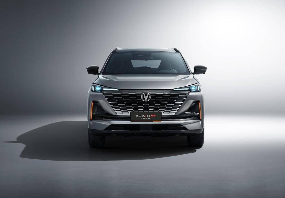 满足个性化需求 售12.59万元 第二代CS55PLUS风暴灰限量版上市_搜狐汽车_搜狐网