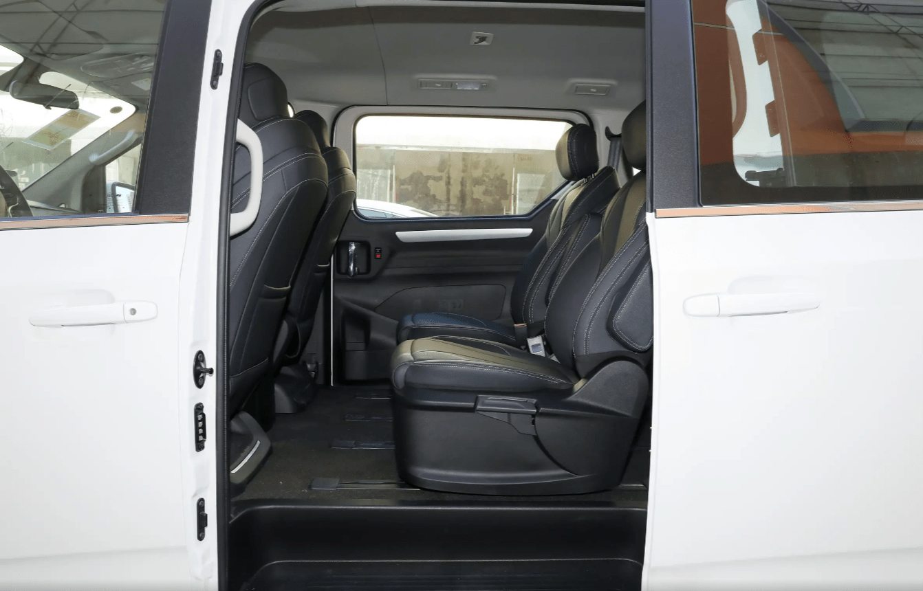 16.58万！上汽版MPV上市，价格官降，入门就是2.0T+8AT，挺厚道_搜狐汽车_搜狐网