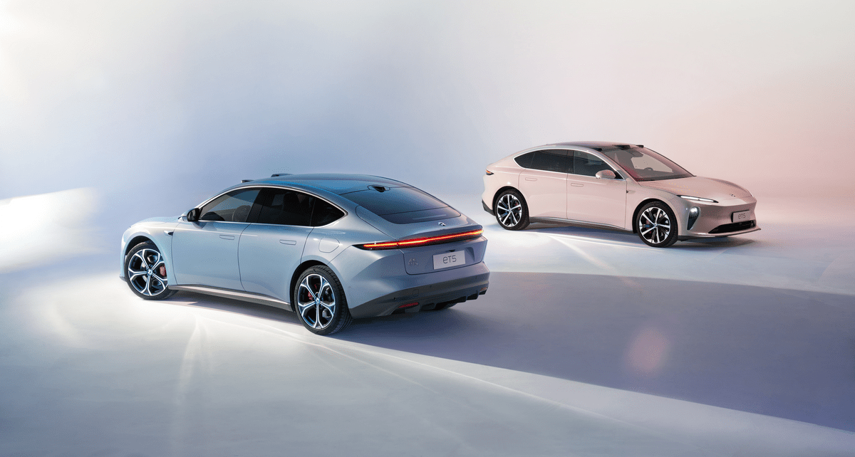 3系x ET5二排空间大比拼：蔚来纯平地台舒适感赢麻了_搜狐汽车_搜狐网