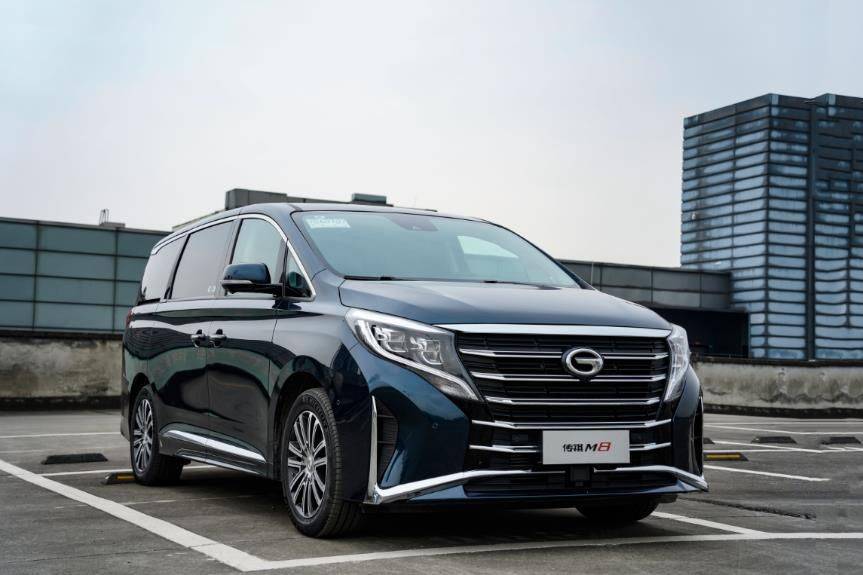 荣威iMAX8和传祺M8舒适性比拼：不止看大小，还要比灵活性_搜狐汽车_搜狐网