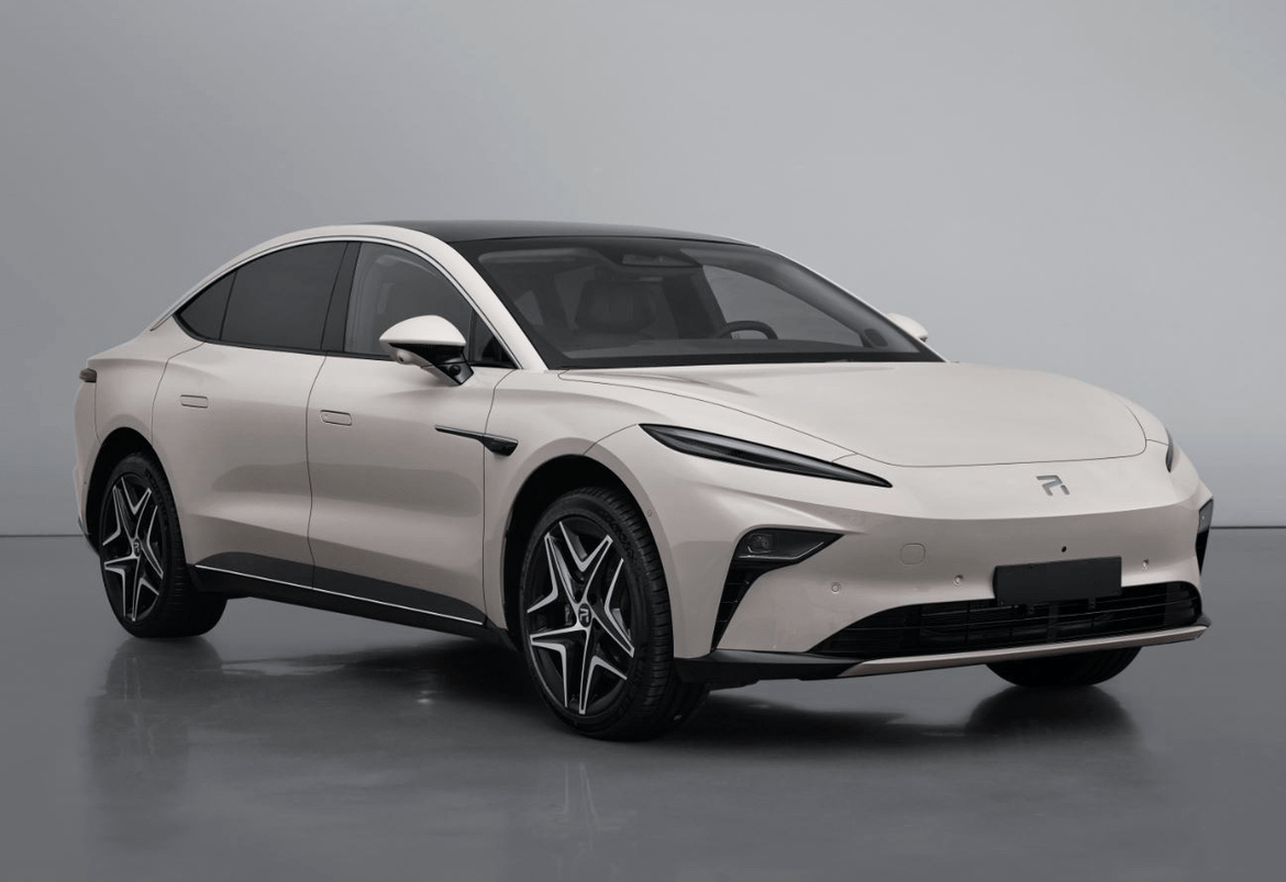 有点东西？飞凡F7申报图曝光，纯电续航超700km、还支持换电_搜狐汽车_搜狐网