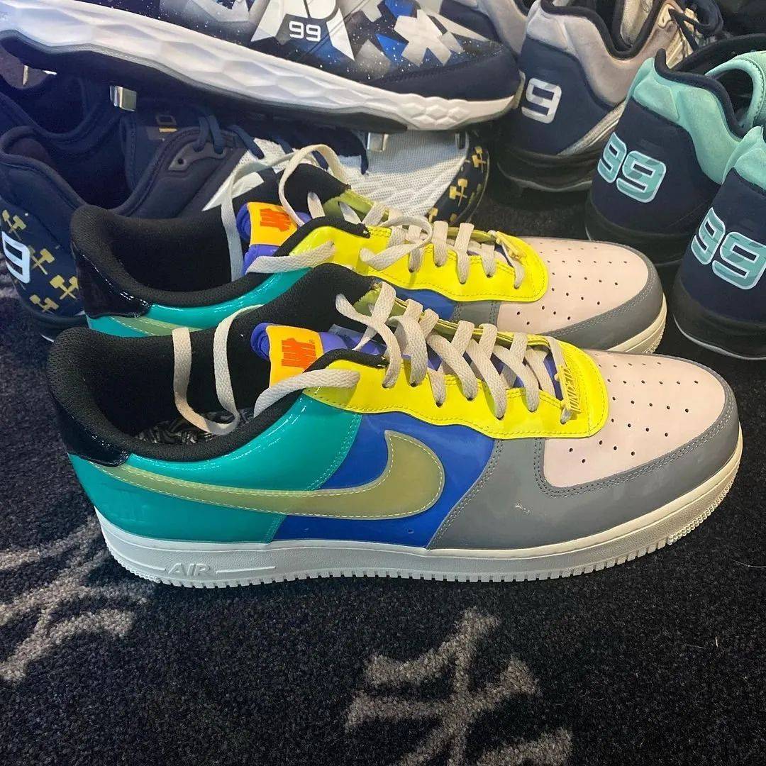 Undefeated联名又有新款实物泄露！AF1合作款新配色曝光_Yeezy_Supreme_漆皮