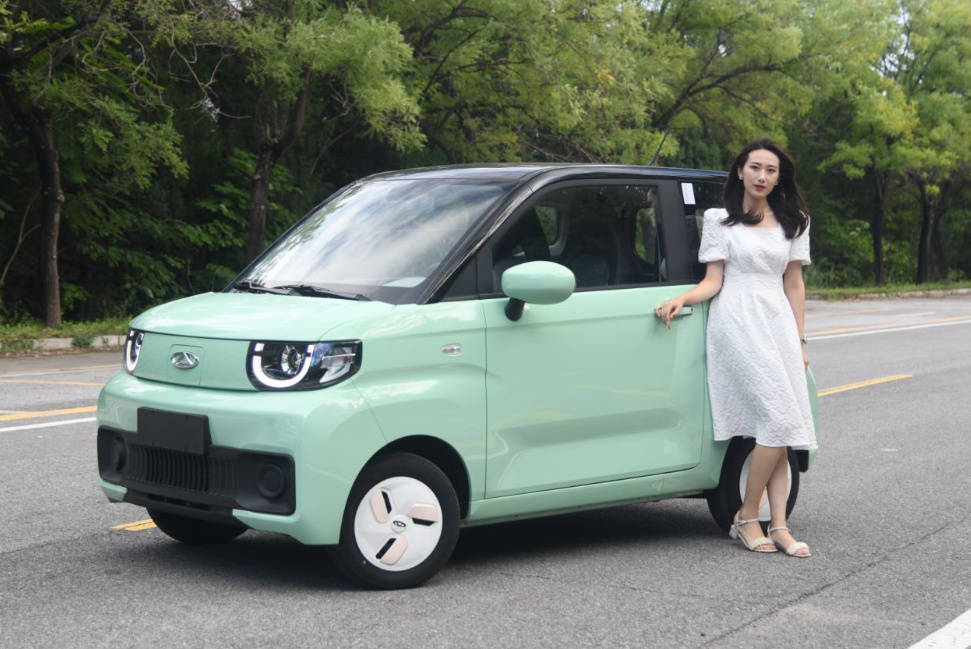奇瑞QQ冰淇淋便宜又大碗，谁还要买五菱宏光MINIEV？_搜狐汽车_搜狐网