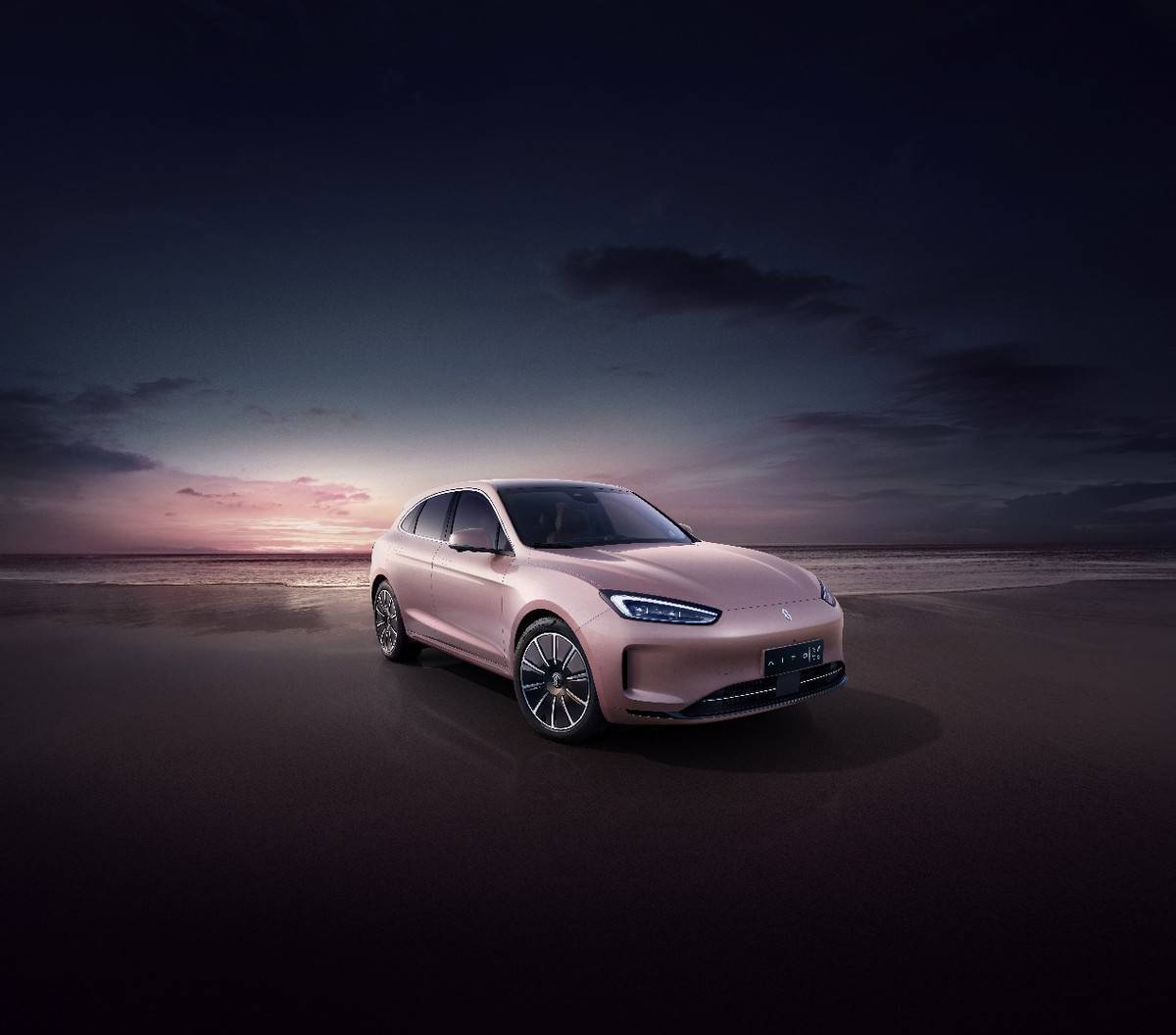 女神的抉择：问界M5 EV对比特斯拉Model Y谁更懂女人心？_搜狐汽车_搜狐网