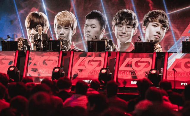 GodV 宣布「2022 年结束后将退役」 盘点他遗憾与惊喜并存的职业生涯_韦神_韦鲁斯_直播间