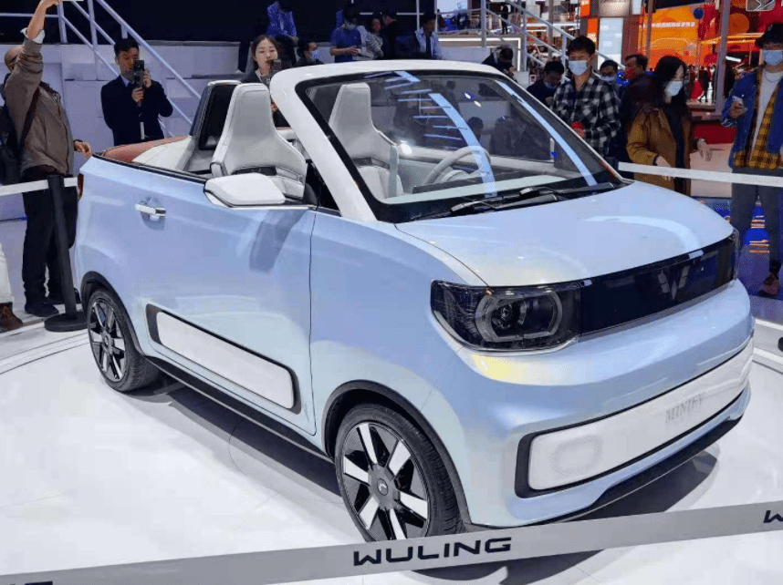 国民神车大比拼，奇瑞QQ冰淇淋VS五菱宏光MINIEV，到底谁更香？_搜狐汽车_搜狐网