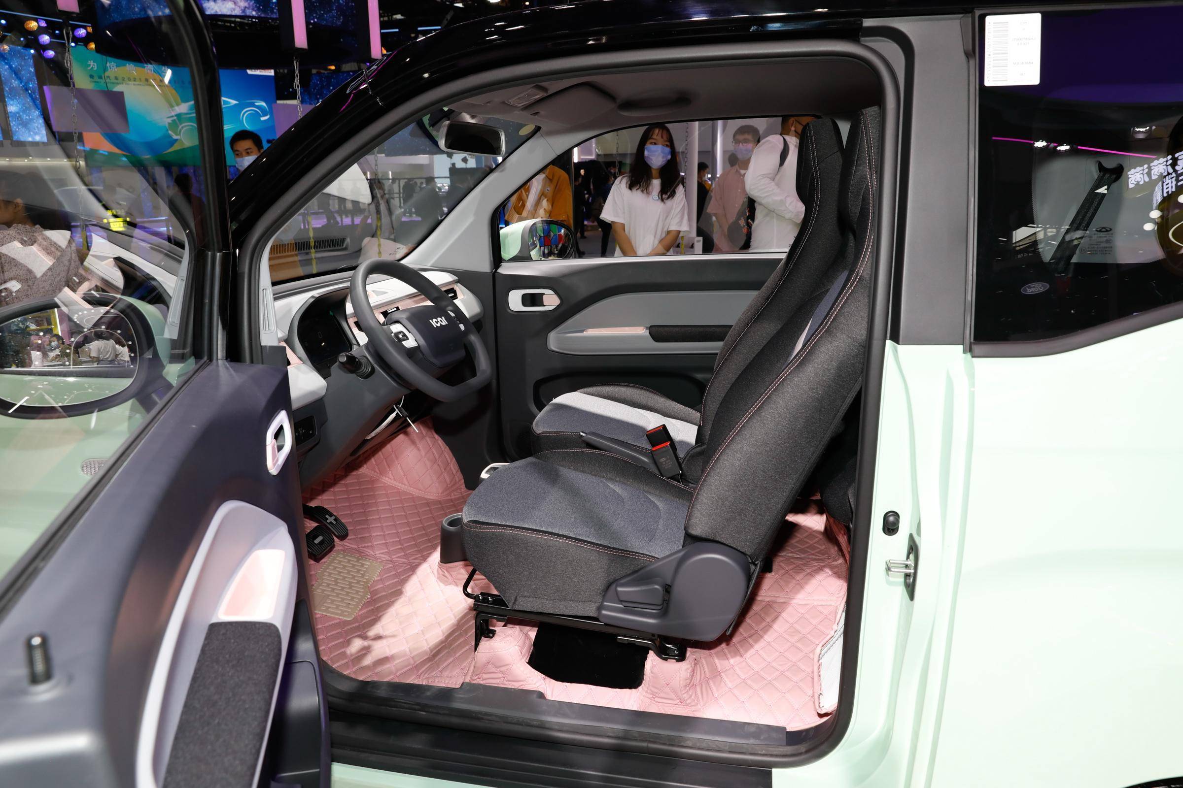 5万以内买电动车，奇瑞QQ冰淇淋VS五菱宏光MINIEV，到底谁更甜？_搜狐汽车_搜狐网