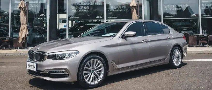 预算35万买C级车，它邀你入“豪门”，物超所值！【宝马5系 530Li 领先型 豪华套装】_服务_工时费_后排