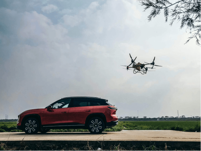 打破宝马X5的垄断！蔚来ES7诠释50万元SUV的“天花板”_搜狐汽车_搜狐网