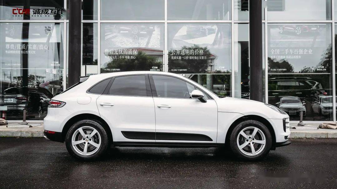 (最新到店)有“小卡宴”之称，比BBA拉风，仅40多万就能拿下！【保时捷 Macan 2.0T】_搜狐汽车_搜狐网