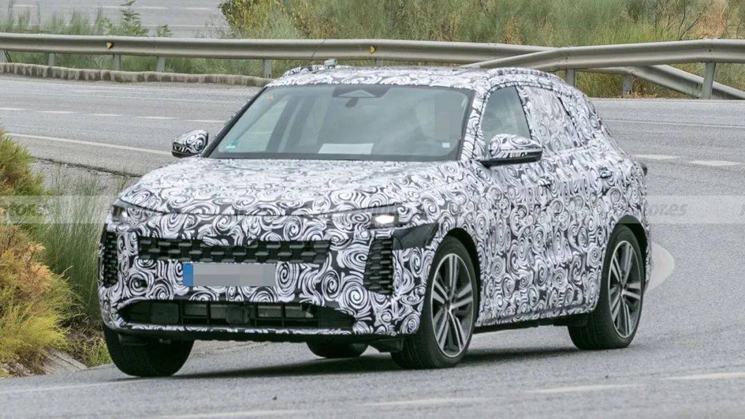 领克09 EM-P远航版亮相，三电机四驱，综合续航1100km_搜狐汽车_搜狐网